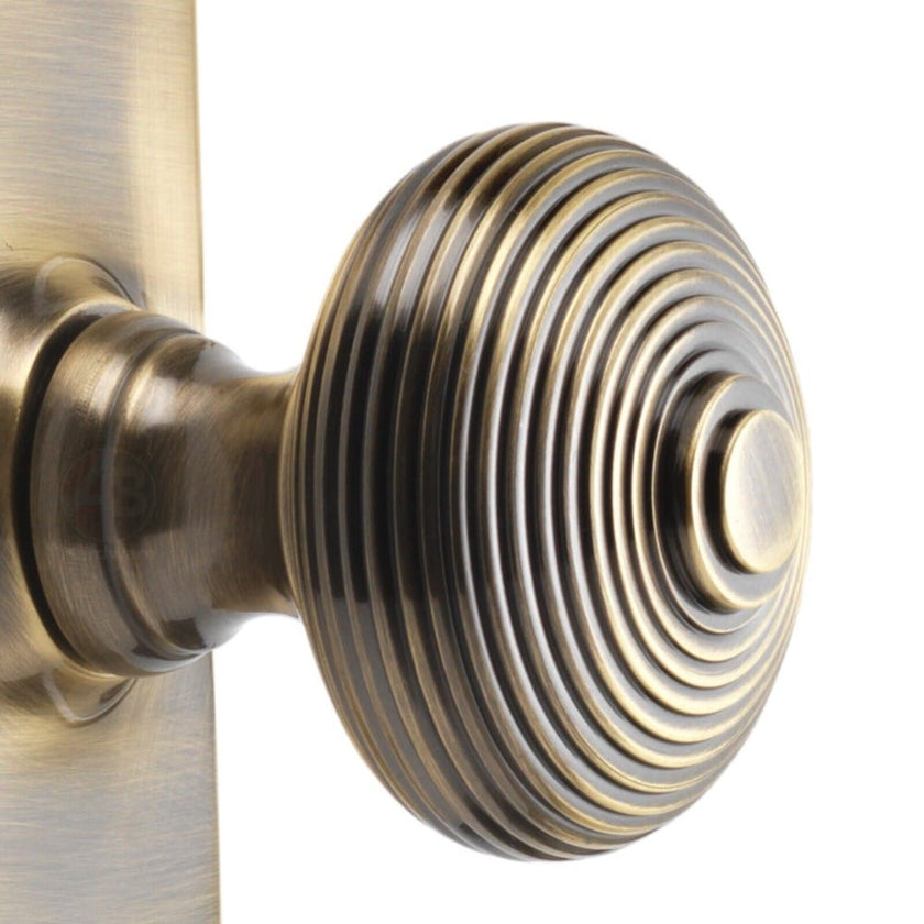 Antique Brass Beehive Door Knobs on Backplate - Classic Design – ABHardware